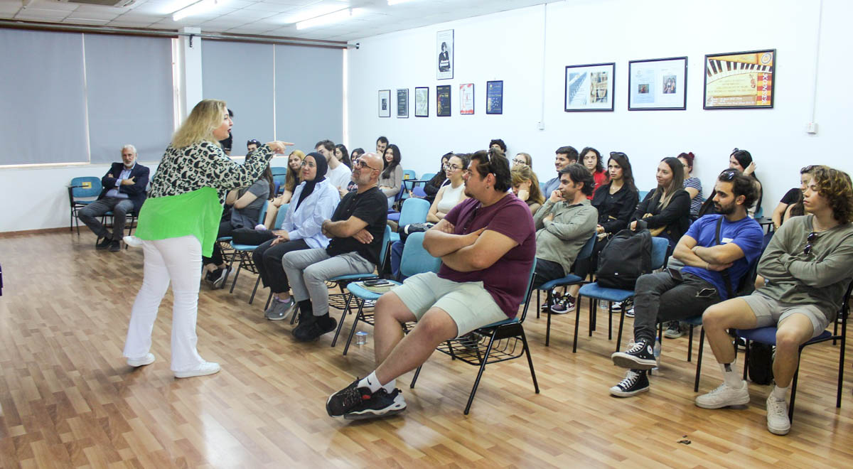 DAÜ Güzel Sanatlar Eğitimi Bölümü’nde Çolpan Metin ile Ses Atölyesi ...