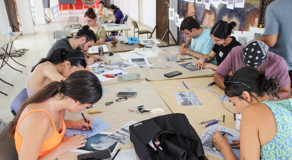 New Book of EMU Press “Modern Famagusta Engravings” Presented to EMU ...